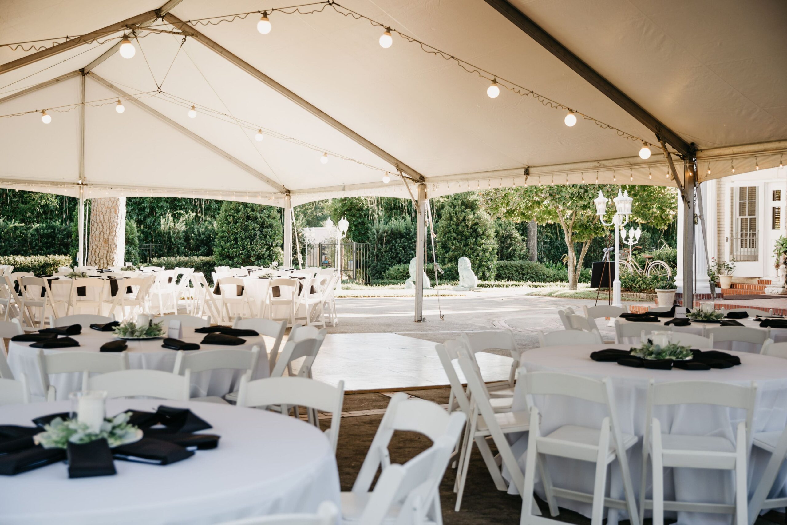 Madison and Tre | The Gardens at Madeley Manor